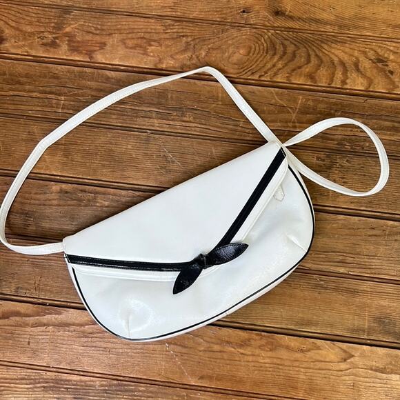 Susan Gail | Bags | Vintage 96s Susan Gail White Leather Shoulder Bag ...